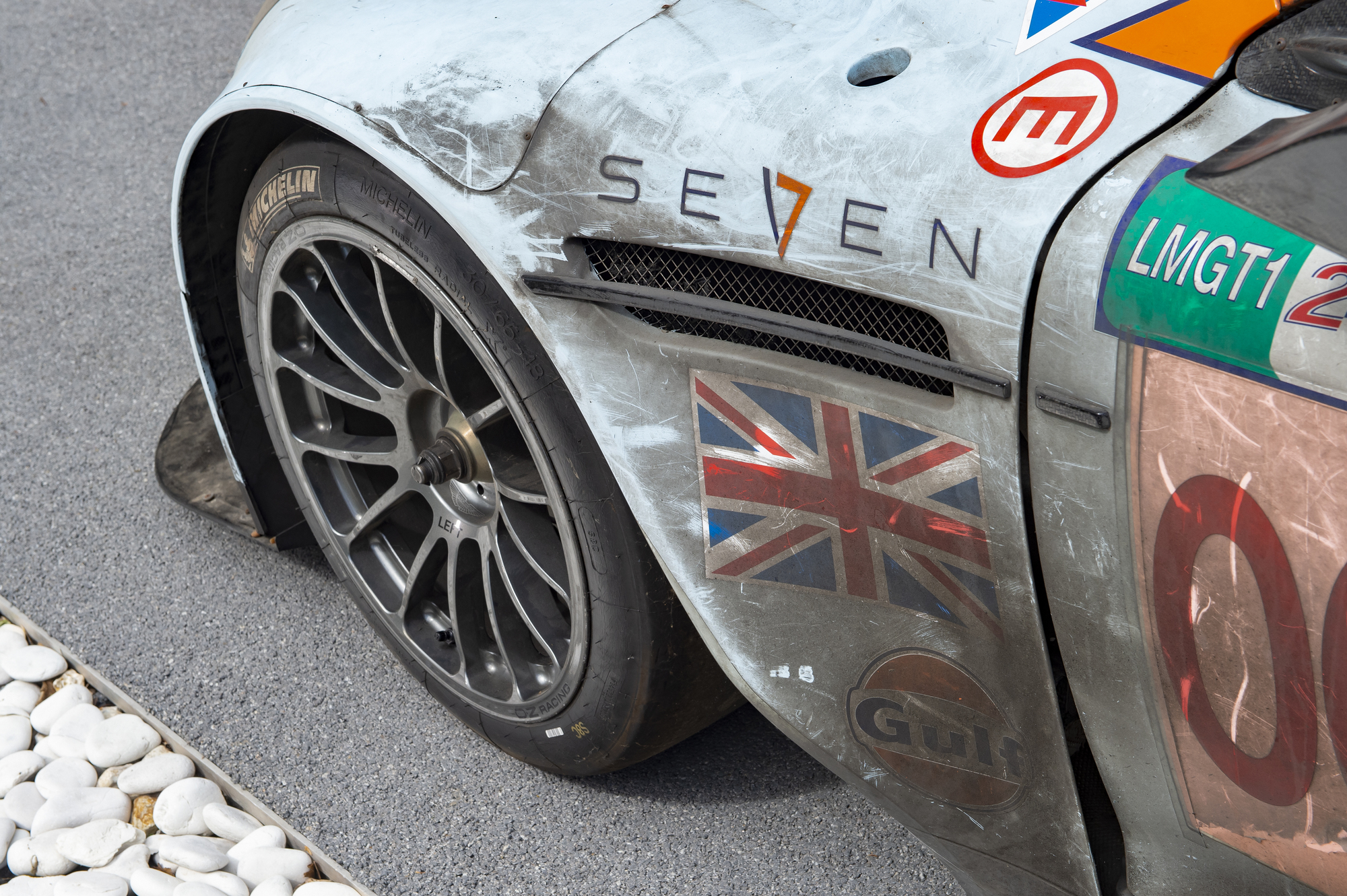 Aston Martin DBR9 009 - ROFGO